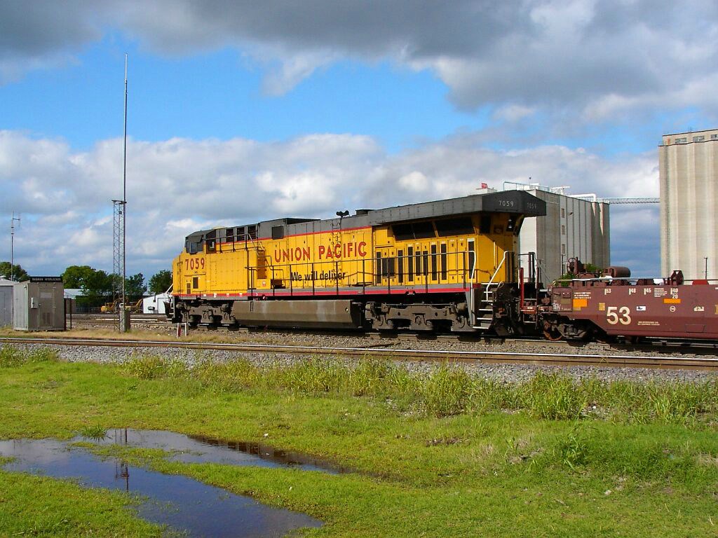 UP 7059 "We will deliver"